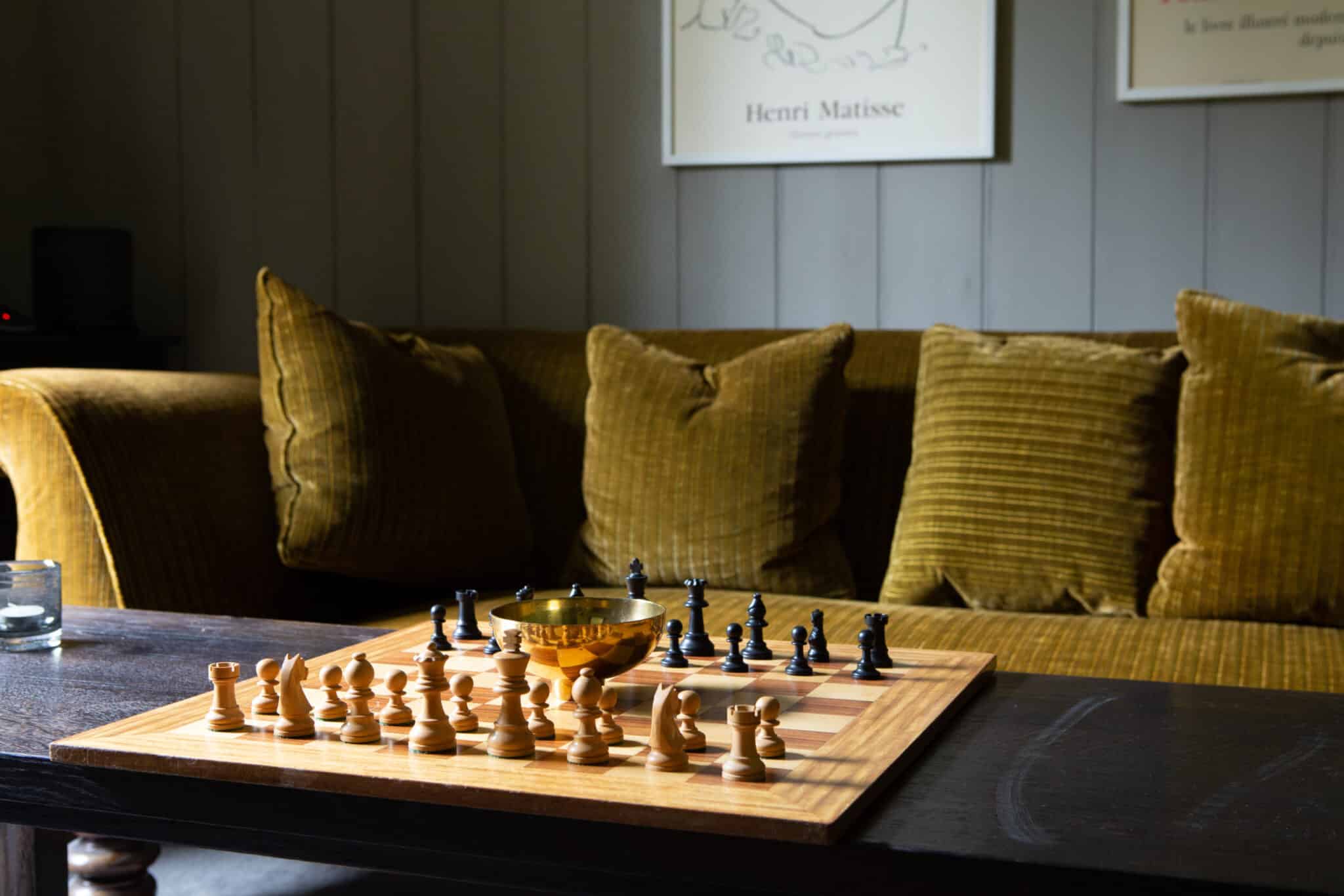 Kinloch Lodge - Hutchi